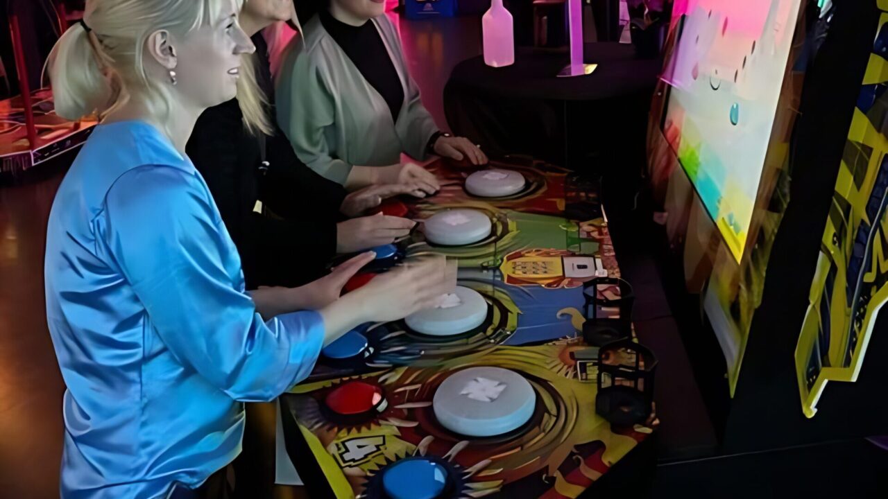 Fest & AW | Smålands Spelhall